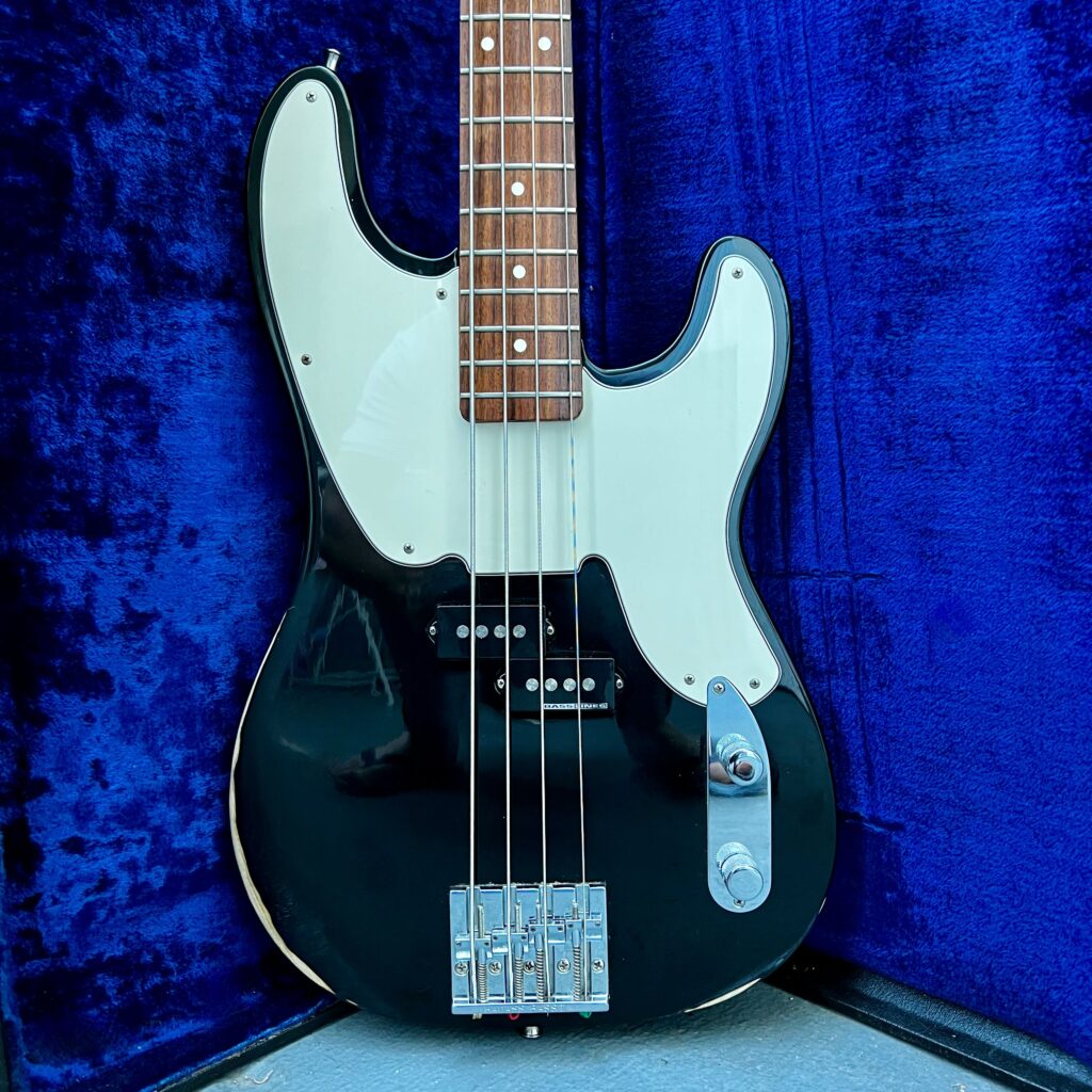 Fender Mike Dirnt Artist Series Signature Precision Bass Black – I Want ...