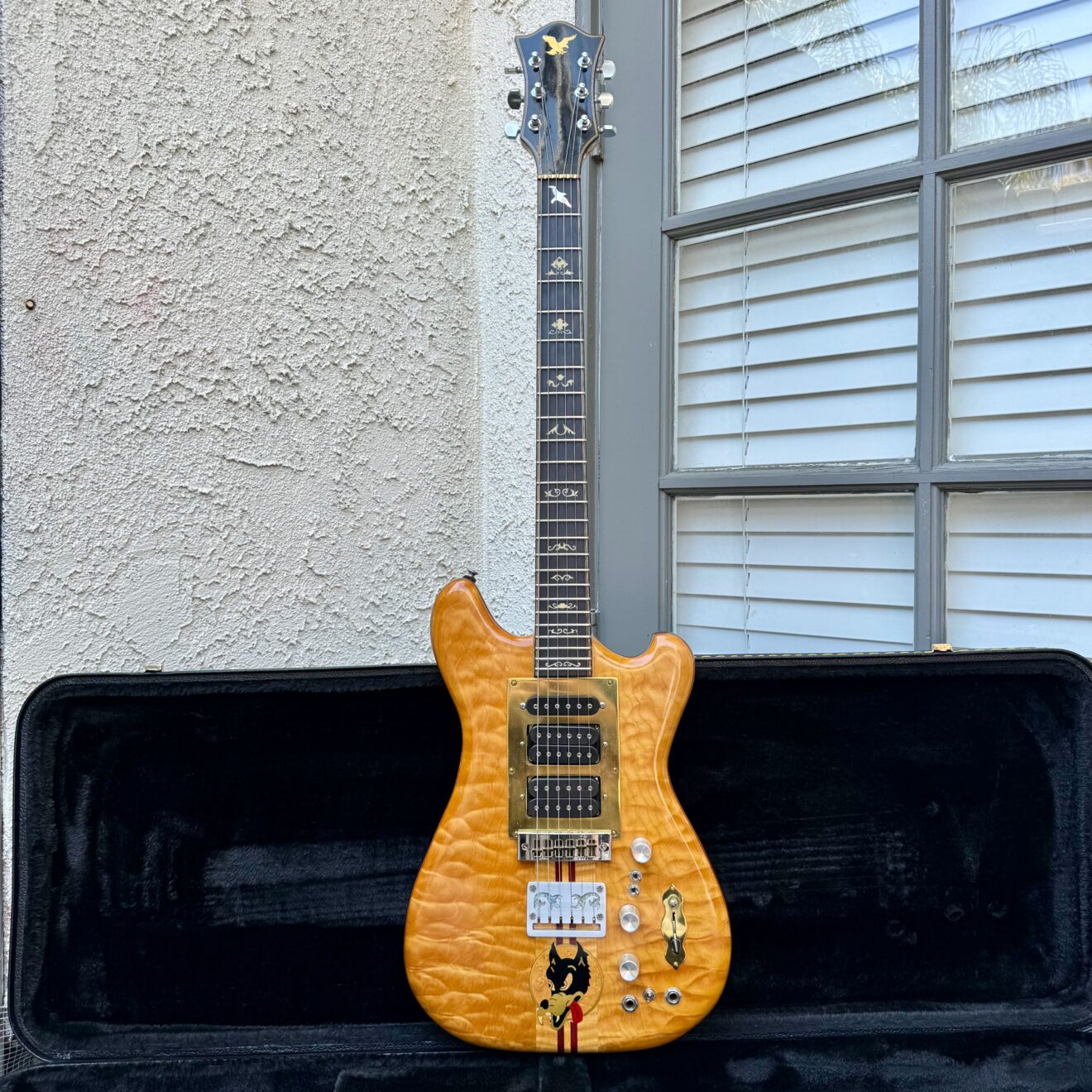 Robert Rusch Jerry Garcia Wolf Guitar Replica - I Want That Guitar
