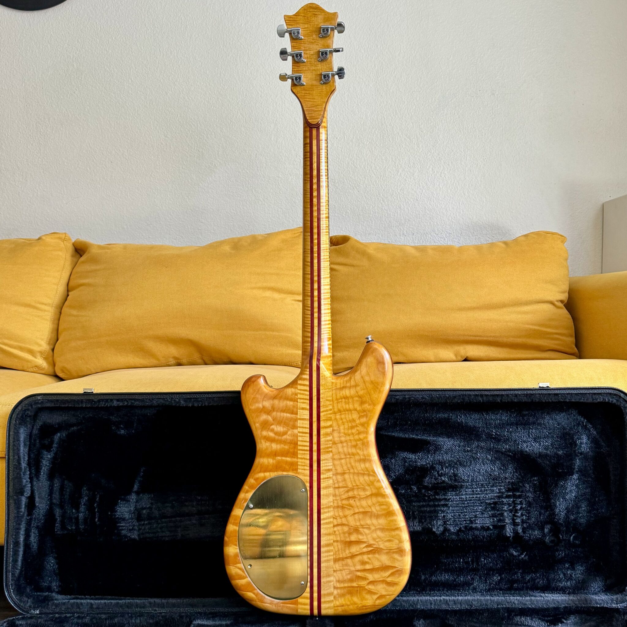 Robert Rusch Jerry Garcia Wolf Guitar Replica - I Want That Guitar