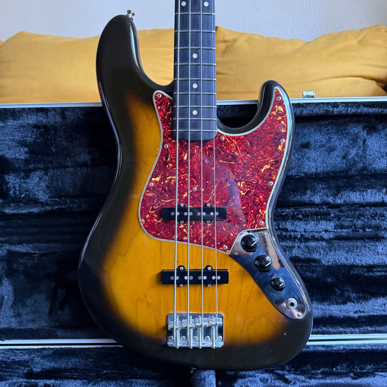 2016 Moollon J – Classic IV 1960’s Faded Sunburst - I Want That Guitar