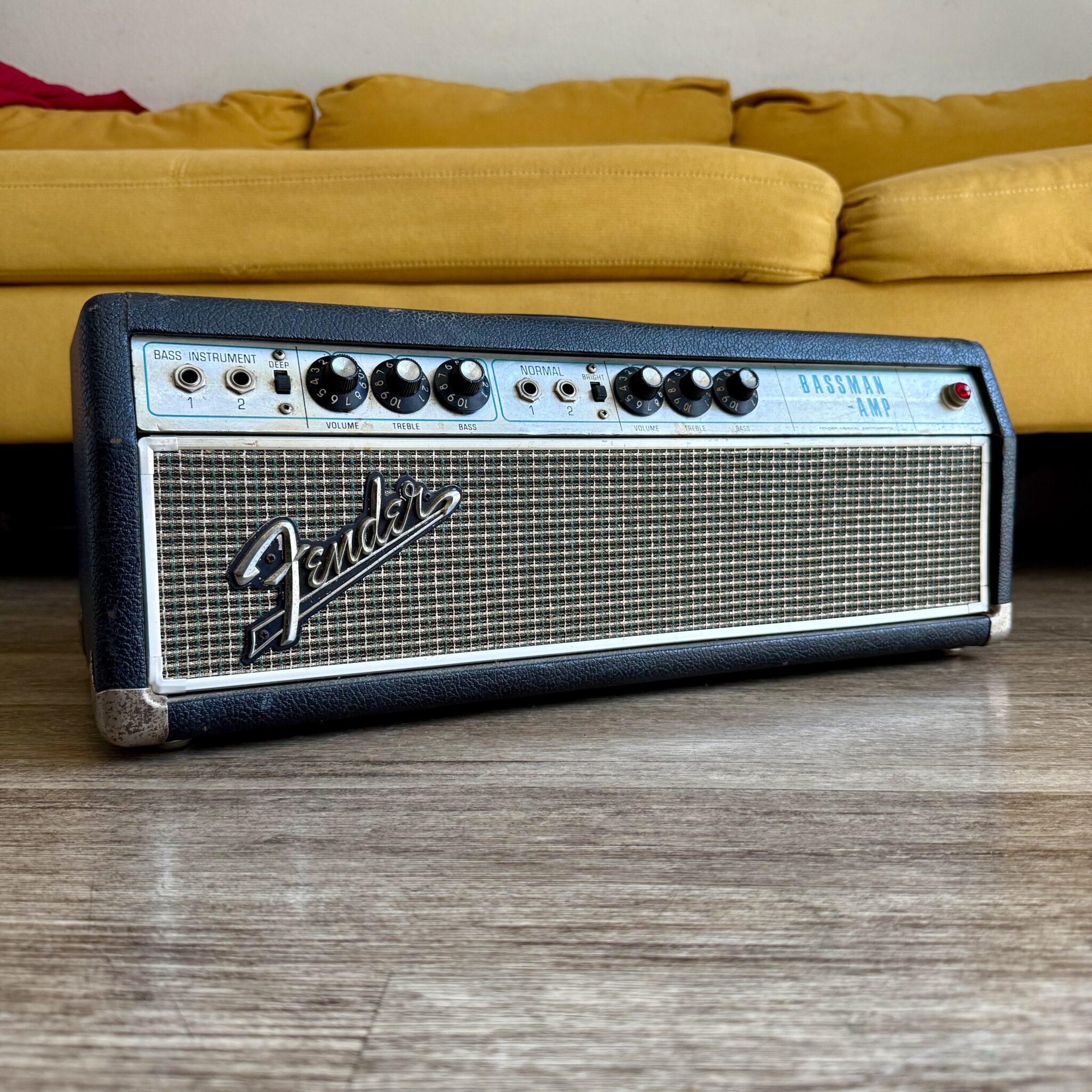 1967 Fender Bassman Amp Silver Face Drip Edge (AB165) - I Want That Guitar
